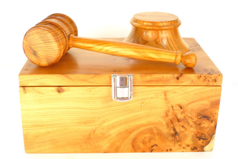 Presentation Boxed Gavel Set Handmade English Pippy Yew - Tommy ...